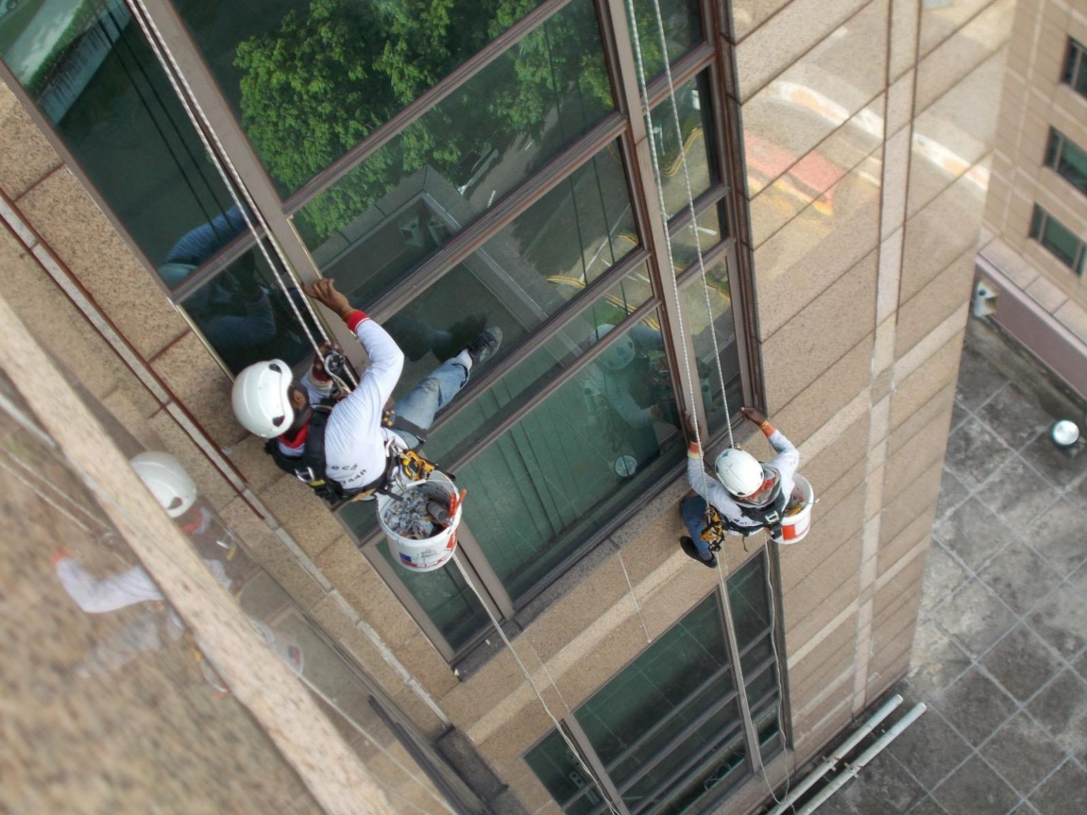 The Rise of Rope Access Technology in Singapore's Construction Industry ...